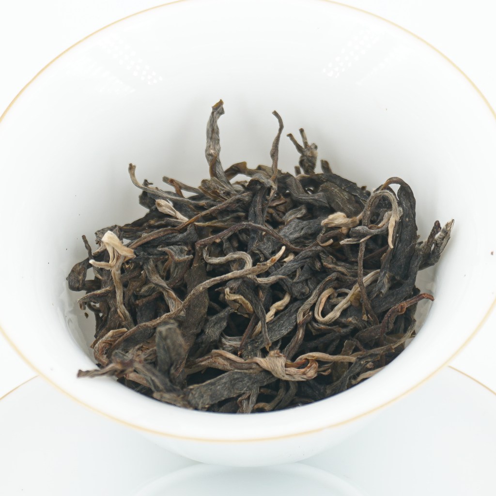 2022 Lao Man E Raw Puer Tea (200g Cake) – Wu Mountain Tea
